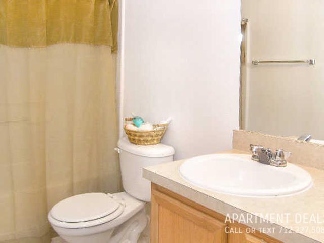 3 BR, 2 BA Apartment 7915 S Sam Houston Pkwy EÂ, Houston, TX 77075