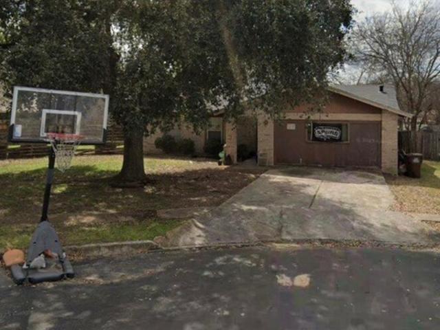 3 BR, 2 BA Apartment 7002 Glen Trail, San Antonio, TX 78239