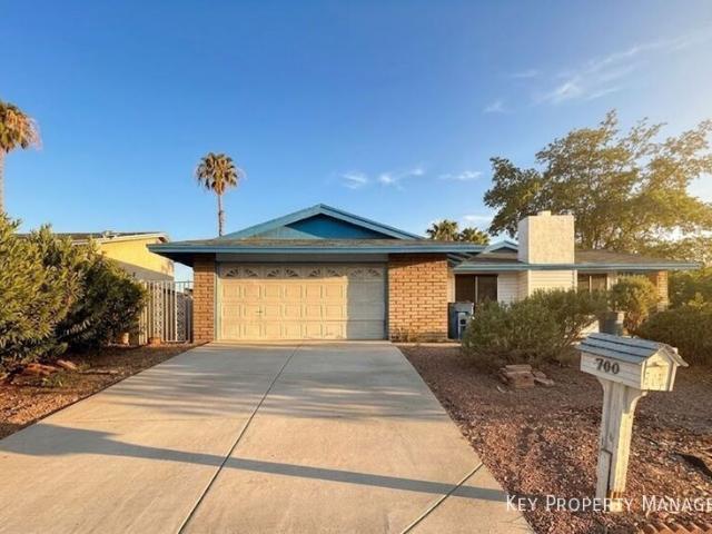 3 BR, 2 BA Apartment 700 Northstar St, Las Vegas, NV 89107
