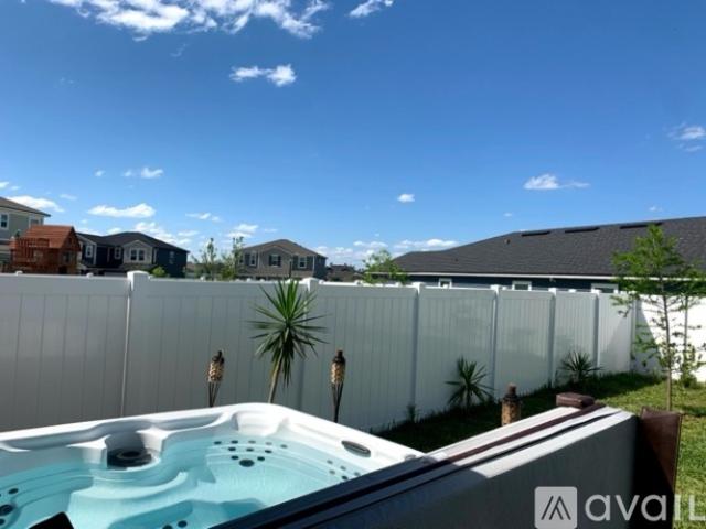 3 BR, 2 BA Apartment 7067 Emsley Cir, Jacksonville, FL 32258