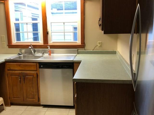 3 BR, 2 BA Apartment 708 South 3rd Street, Windsor, MO 65360