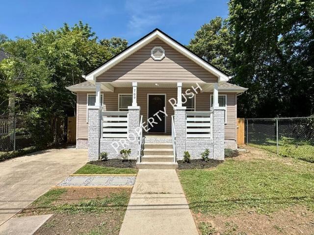 3 BR, 2 BA Apartment 709 N Holly St Chattanooga, TN 37404