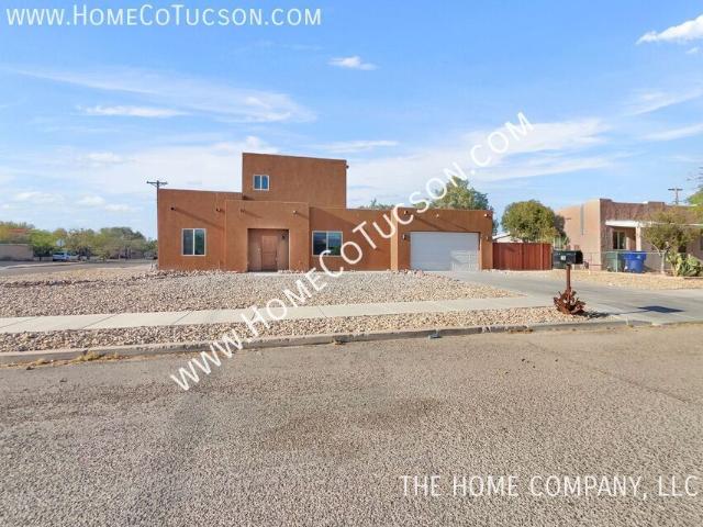 3 BR, 2 BA Apartment 70 W 21st Street, Tucson, AZ 85701