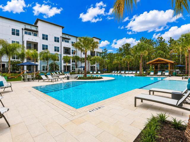 3 BR, 2 BA Apartment 7105 Serenwood Dr Unit 2206, Orlando, FL 32821
