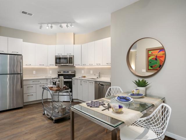 3 BR, 2 BA Apartment 7110 Orchard Lake Rd Unit 3068, West Bloomfield, MI 48322