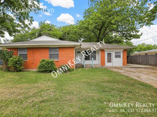 3 BR, 2 BA Apartment 711 N Carroll Blvd, Denton, TX 76201