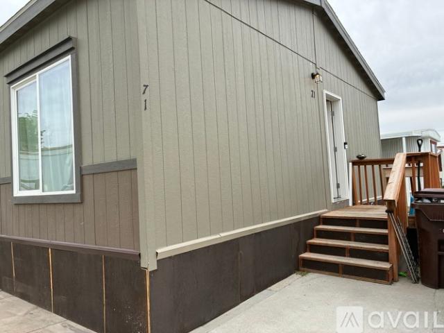 3 BR, 2 BA Apartment 71 West 740 North, Tooele, UT 84074