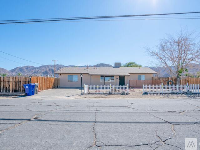 3 BR, 2 BA Apartment 72065 Cactus Dr, Twentynine Palms, CA 92277