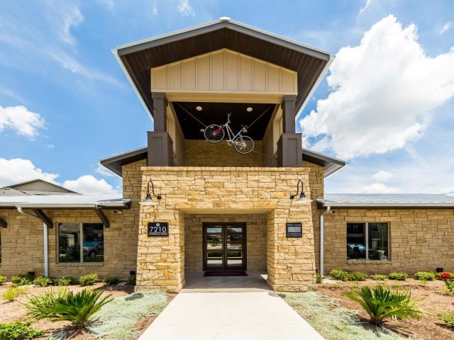 3 BR, 2 BA Apartment 7210 Potranco Road Unit 32201, San Antonio, TX 78251