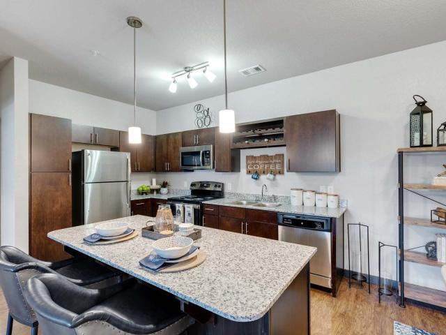 3 BR, 2 BA Apartment 7210 Reading Road Unit 313, Richmond, TX 77469