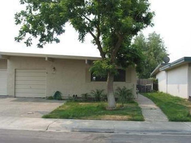 3 BR, 2 BA Apartment 721 Del Oro St, Woodland, CA 95695