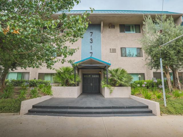 3 BR, 2 BA Apartment 7317 Haskell Avenue Unit 311 A R, Van Nuys, CA 91406