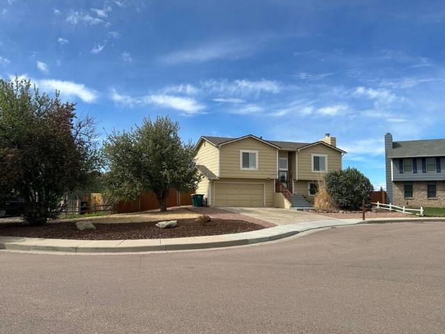 3 BR, 2 BA Apartment 7345 Handcraft Court, Colorado Springs, CO 80911