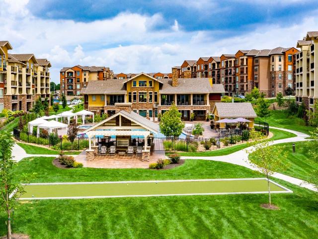 3 BR, 2 BA Apartment 8401 Renner Blvd Unit 5301, Lenexa, KS 66219
