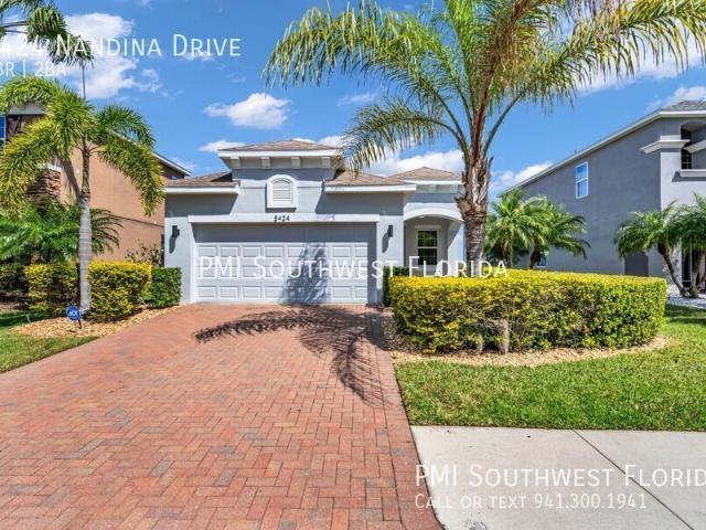 3 BR, 2 BA Apartment 8424 Nandina Drive, Sarasota, FL 34240