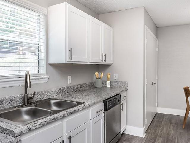 3 BR, 2 BA Apartment 8501 New Brunswick Lane Unit 009431 A, Raleigh, NC 27615