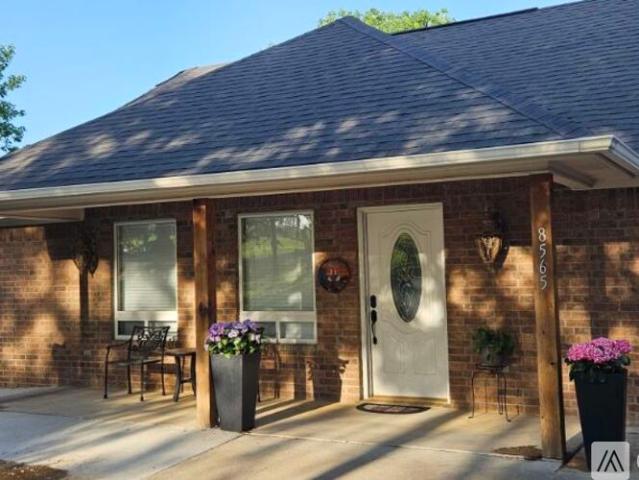 3 BR, 2 BA Apartment 8565 Lorene Street, Kingston, OK 73439