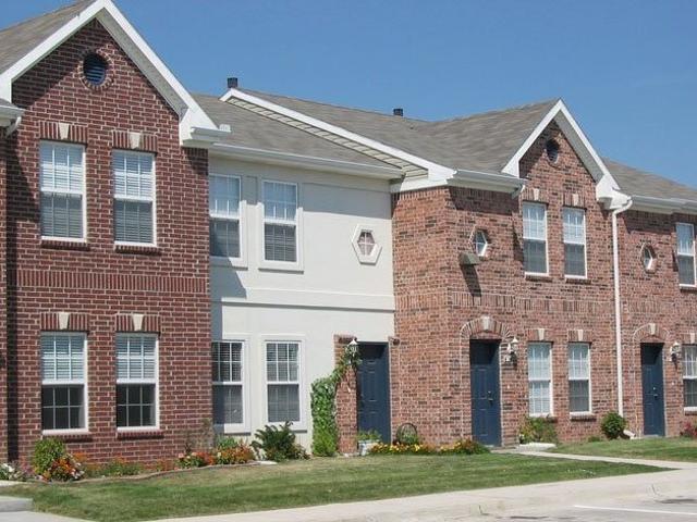 3 BR, 2 BA Apartment 8602 Westown Parkway, West Des Moines, IA 50266