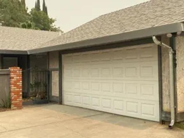 3 BR, 2 BA Apartment 869 Florin Rd, Sacramento, CA 95831