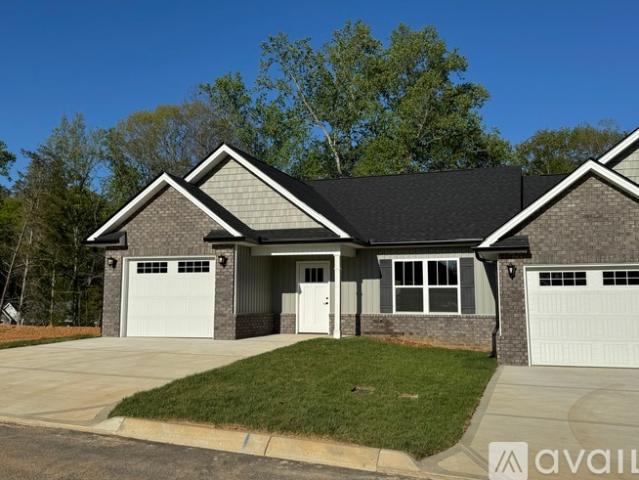 3 BR, 2 BA Apartment 8700 Whistling Straights Wy, Unit 12, Knoxville, TN 37931