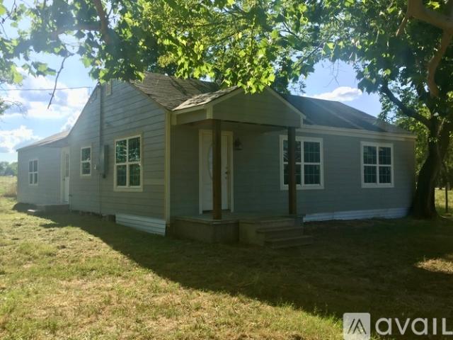 3 BR, 2 BA Apartment 870 NE Access Rd, Mount Vernon, TX 75457