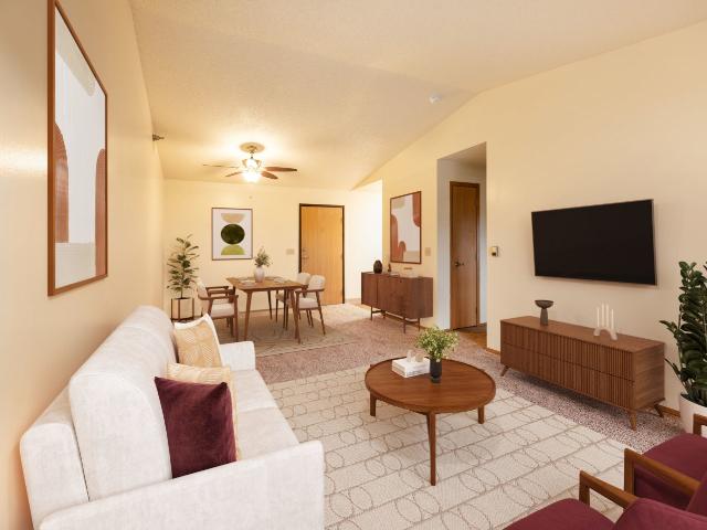 3 BR, 2 BA Apartment 8714 Meredith Drive Unit 2208, Urbandale, IA 50322