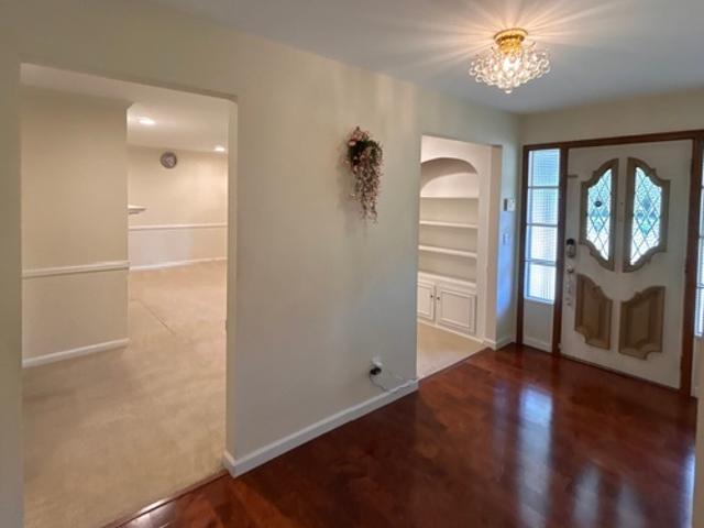 3 BR, 2 BA Apartment 879 Grove Avenue, Edison, NJ 08820