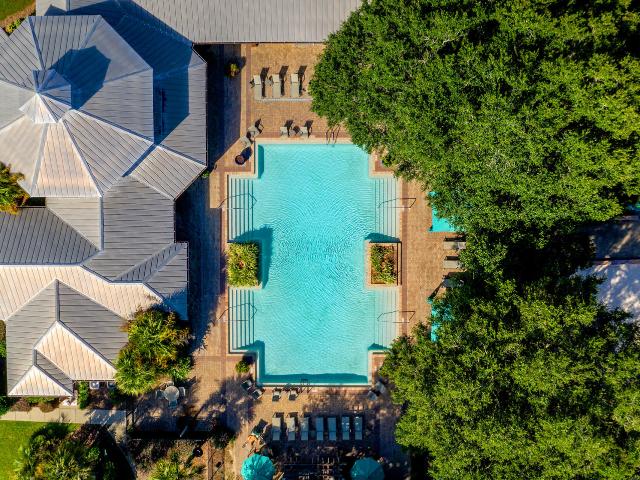 3 BR, 2 BA Apartment 8800 Pine Forest Road Unit 10205, Pensacola, FL 32534