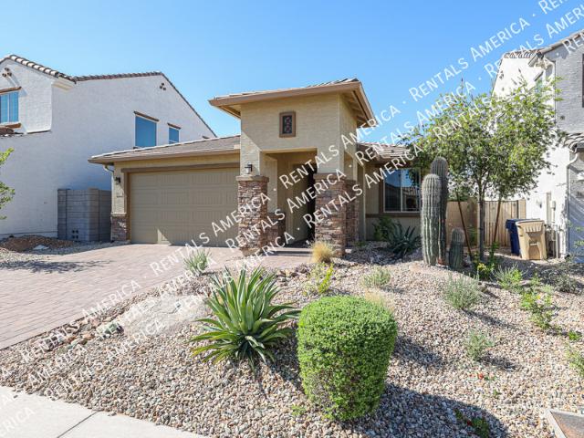 3 BR, 2 BA Apartment 8817 W Luke Ave, Glendale, AZ 85305