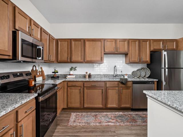 3 BR, 2 BA Apartment 8825 Anatolia Court Unit 103, Louisville, KY 40228