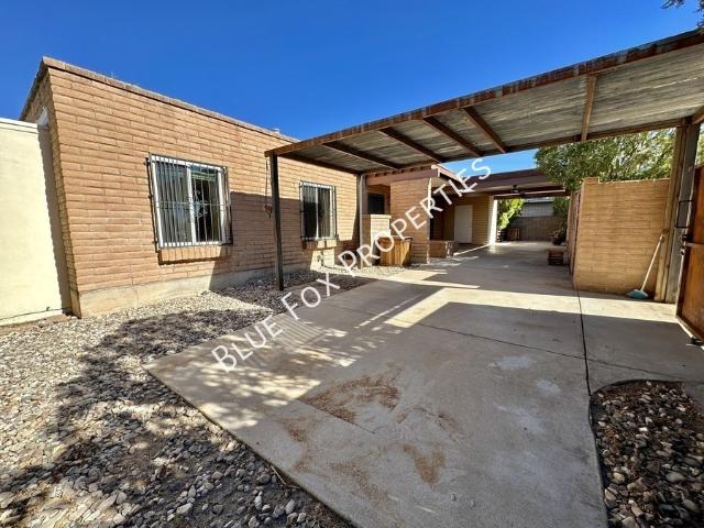 3 BR, 2 BA Apartment 8825 E Old Spanish Trail, Tucson, AZ 85710