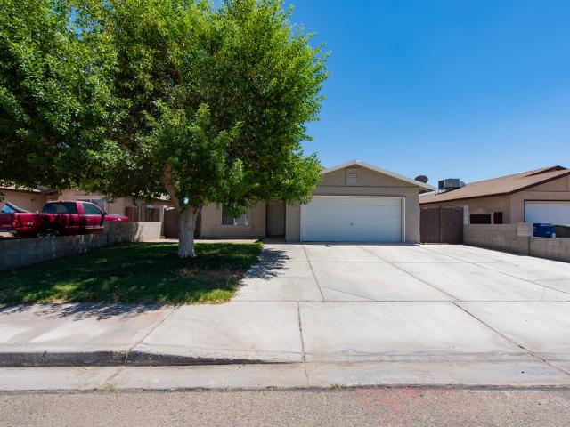 3 BR, 2 BA Apartment 8845 E 38TH PL, Yuma, AZ 85365