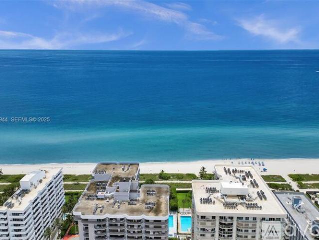 3 BR, 2 BA Apartment 8851 Byron Ave, Surfside, FL 33154