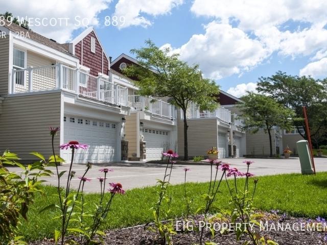 3 BR, 2 BA Apartment 889 Wescott Sq, Eagan, MN 55123