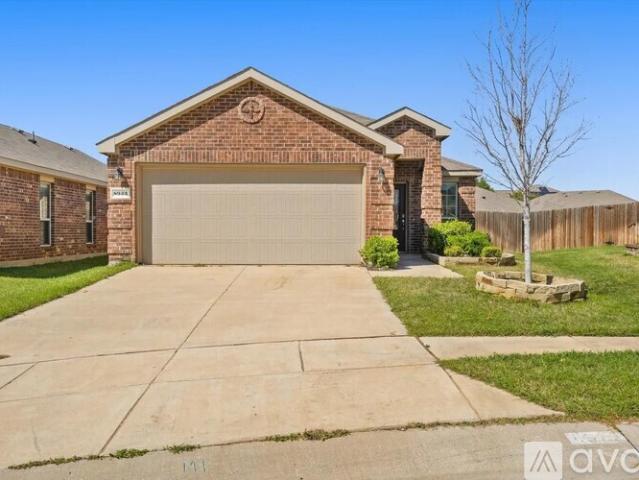 3 BR, 2 BA Apartment 8933 Tenderfoot Lane, Aubrey, TX 76227