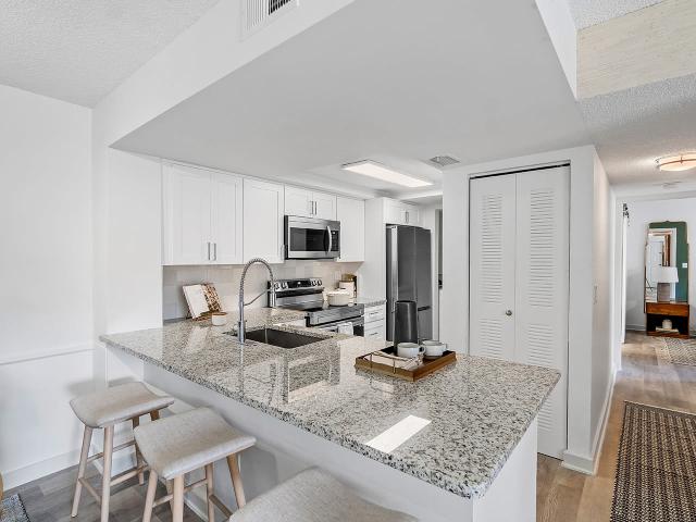 3 BR, 2 BA Apartment 8961 Southwest 142nd Avenue Unit 04 00424, Miami, FL 33186