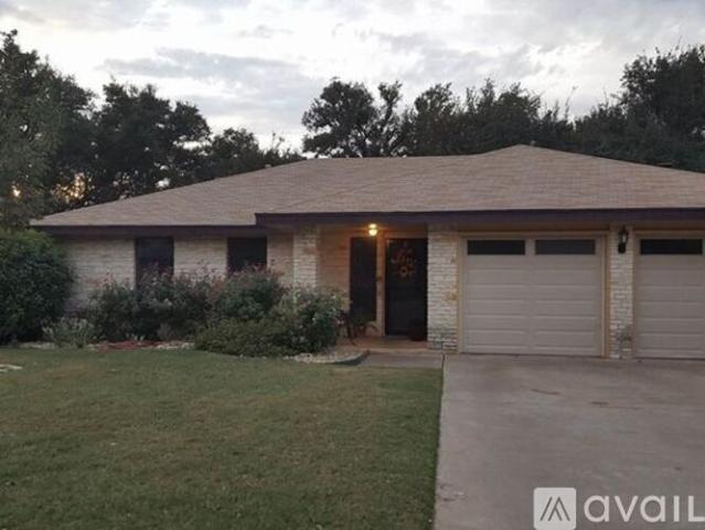 3 BR, 2 BA Apartment 803 Wagon Wheel Trail, Georgetown, TX 78628