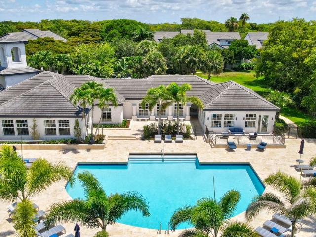3 BR, 2 BA Apartment 8000 Cleary Boulevard Unit 0804, Fort Lauderdale, FL 33324