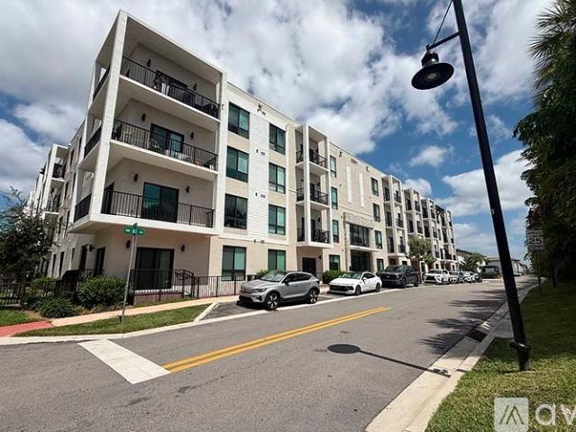 3 BR, 2 BA Apartment 8001 NW 41st St, Unit #207, Doral, FL 33166