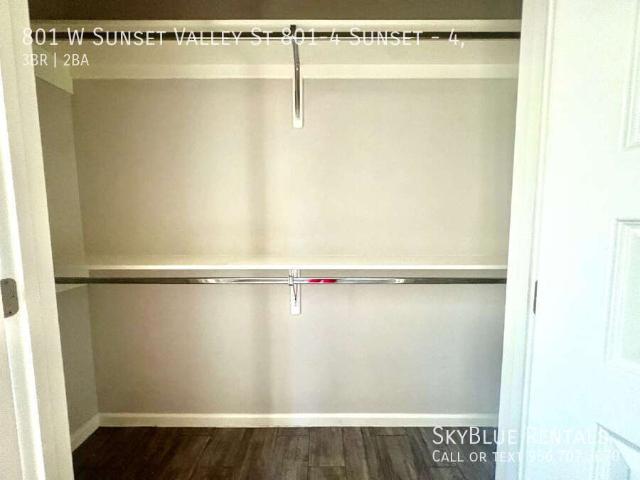 3 BR, 2 BA Apartment 801 W Sunset Valley St 801 4 Sunset, Alton, TX 78573