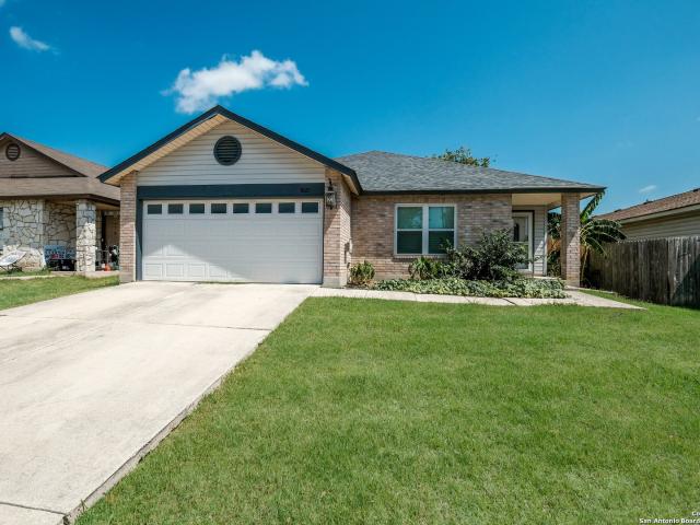 3 BR, 2 BA Apartment 8021 Coral Mdw Dr, CONVERSE, TX 78109