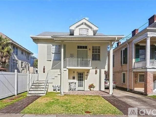 3 BR, 2 BA Apartment 8021 Spruce Street, New Orleans, LA 70118