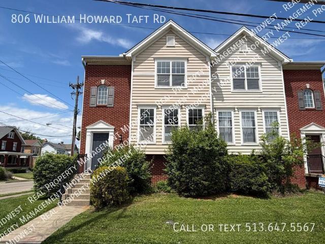 3 BR, 2 BA Apartment 806 William Howard Taft Rd, Cincinnati, OH 45206