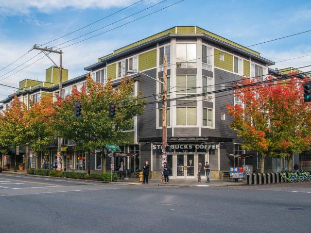3 BR, 2 BA Apartment 810 12th Avenue Unit 405, Seattle, WA 98122