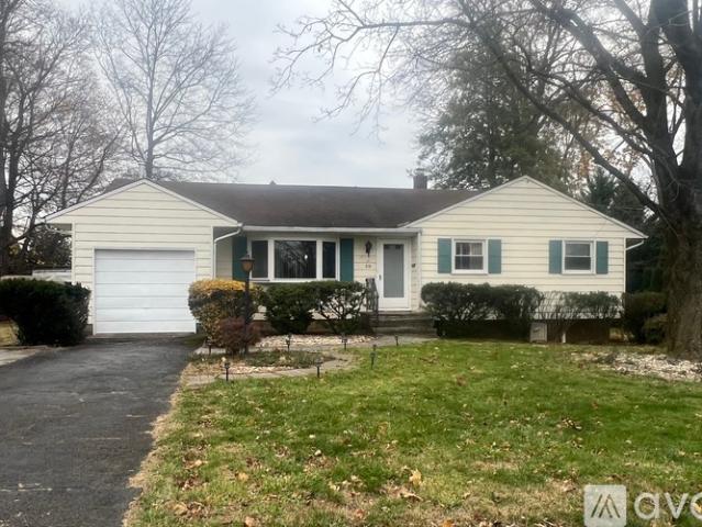 3 BR, 2 BA Apartment 810 Ashton Street, Unit 1, Raritan, NJ 08869
