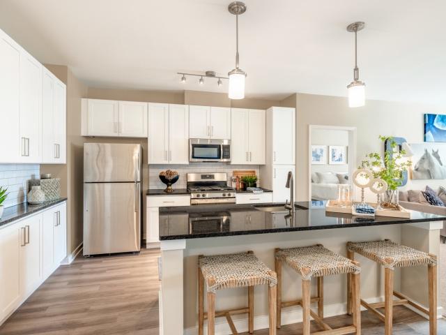 3 BR, 2 BA Apartment 8115 Evening Star Drive Unit 310, Pasadena, MD 21122