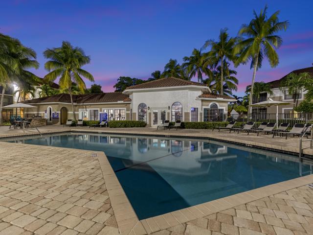 3 BR, 2 BA Apartment 812 S Park Rd Unit 09 12, Fort Lauderdale, FL 33312