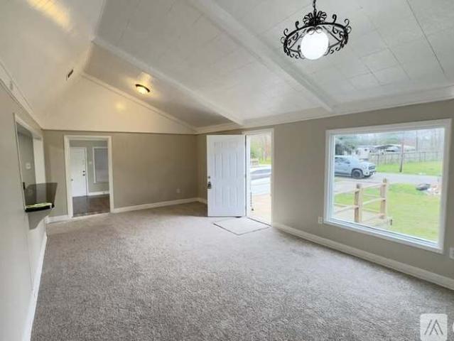 3 BR, 2 BA Apartment 817 Hudler St, La Marque, TX 77568