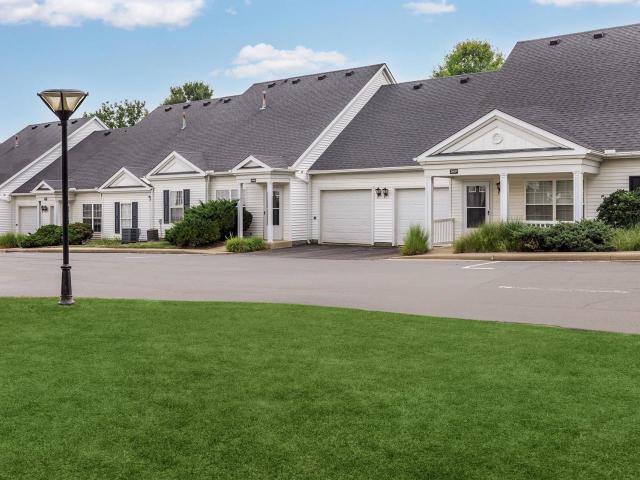 3 BR, 2 BA Apartment 815 Frost Road Unit 07 0702, Streetsboro, OH 44241