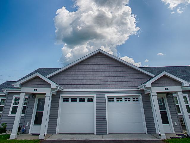 3 BR, 2 BA Apartment 818 W Main St Unit 301, Hortonville, WI 54944